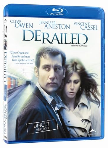 Amazon.com: Derailed [Blu-ray] : Clive Owen, Jennifer Aniston, Vincent ...