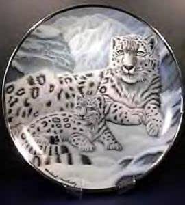 Amazon.com: Snow Leopards Collectors Plate : Home & Kitchen