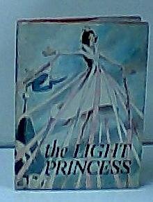 The Light Princess: George Macdonald, William Pene DuBois ...
