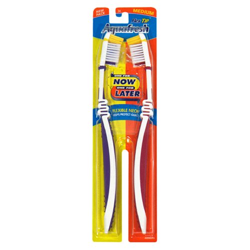 Amazon.com: Aquafresh Xtensive Twin Pack Toothbrush Medium #34, 2 Count ...