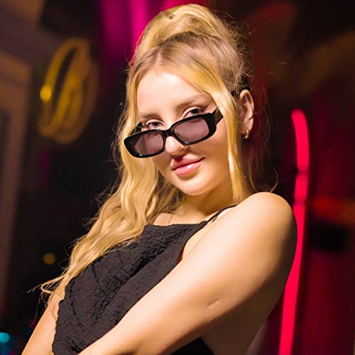 Écouter ZNIKAM NA CHWILĘ par Monika Kociolek & Team X sur Amazon Music ...