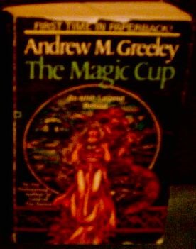 The Magic Cup An Irish Legend: Greeley, Andrew M: 9780446324380: Amazon ...