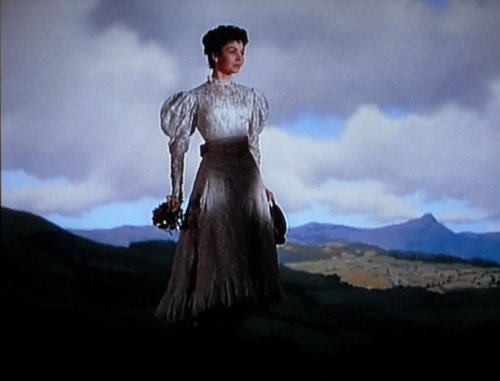 Gone To Earth [VHS] : Jennifer Jones, David Farrar, Cyril Cusack, Sybil ...