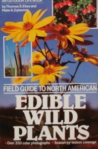 Field Guide to North American Edible Wild Plants: 9780442222543: Books ...