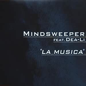 La musica (feat. Dea-Li): Amazon.co.uk: CDs & Vinyl