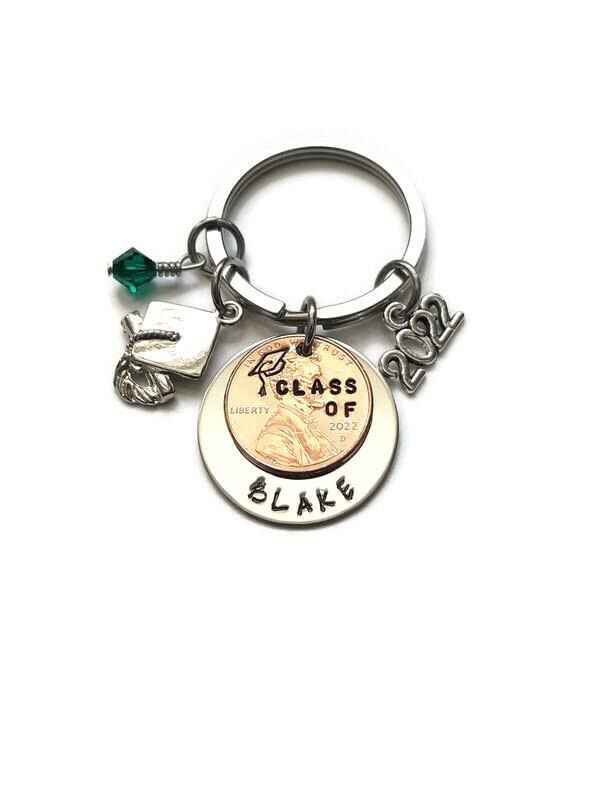 Amazon.com: Class of 2023 Graduate Keychain - Graduation Gift with ...