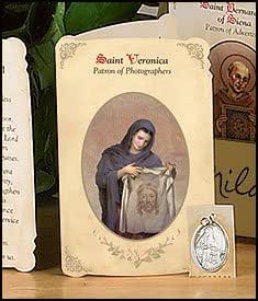 St Veronica (Photographers) Holy Card with Medal Refill, Pack of 6 ...
