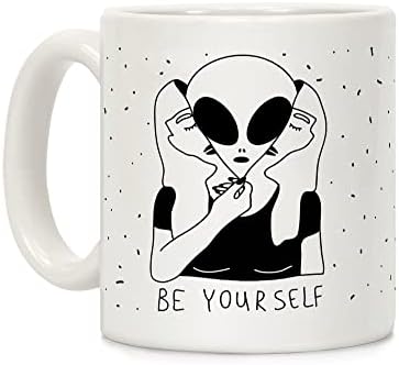 Amazon.com: Green Alien Cartoon Novelty Mug: Ceramic Cute Coffee Mugs ...