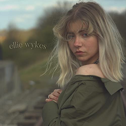 she to her de Ellie Wykes en Amazon Music Unlimited
