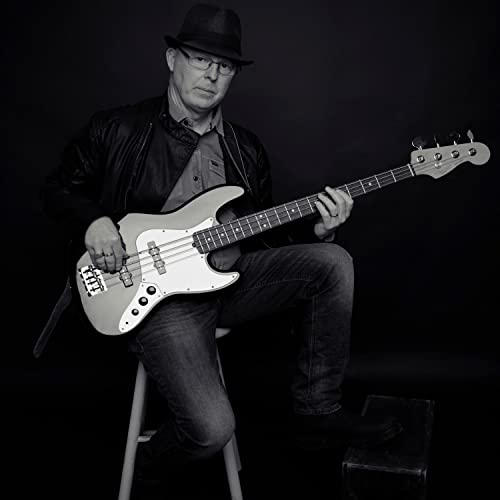 Play Förändringens vind by Henric Svensson on Amazon Music