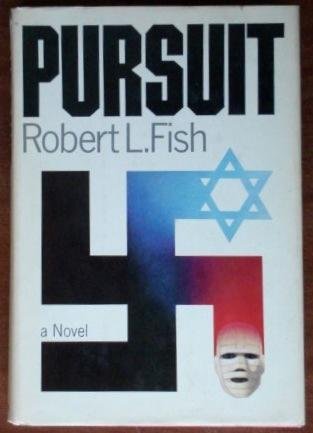 Pursuit: A novel by Robert L Fish (1978-08-01): Robert L. Fish: Amazon ...