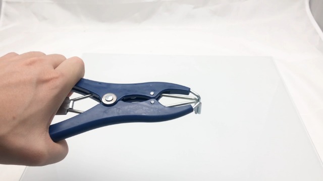 Watch Bander Castrations Elastrator Tool on Amazon Live