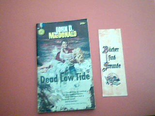 Dead Low Tide: John D. MacDonald: Amazon.com: Books