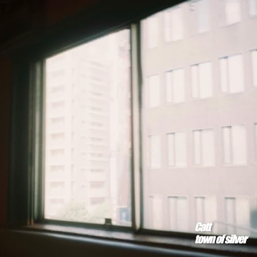 Amazon MusicでCattのtown of silverを再生する