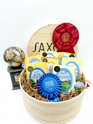 Amazon.com: Saxon Creamery Award-Winning Cheese Collection : Grocery ...