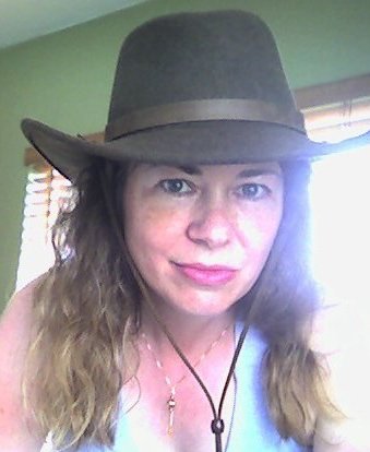 Amazon.com: Molly McCartney: books, biography, latest update