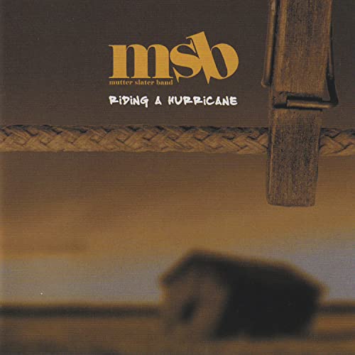 Spiele Riding a Hurricane von Mutter Slater Band auf Amazon Music ab