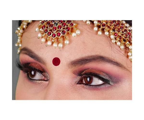 Stylesindia Sticker Kumkum Spot Bindi Tattoos Breathable Fabric, Skin ...