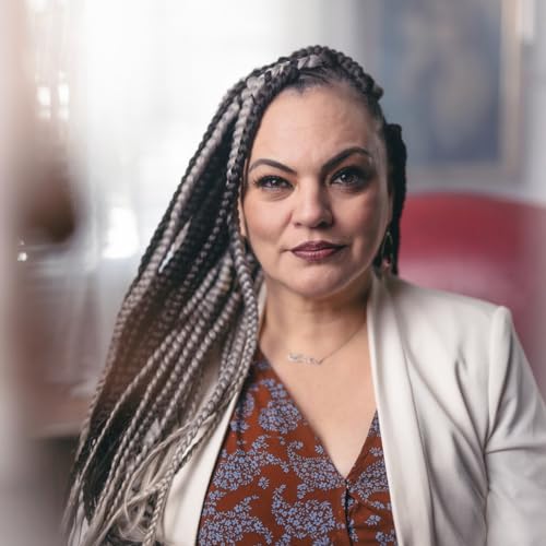 Psychic Medium Debbie Romero : Debbie Romero : Amazon.in: Audible Books ...