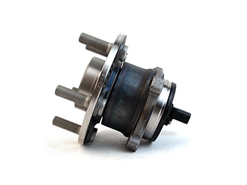 Amazon.com: Volvo 31340686, Axle Bearing and Hub Assembly : Automotive
