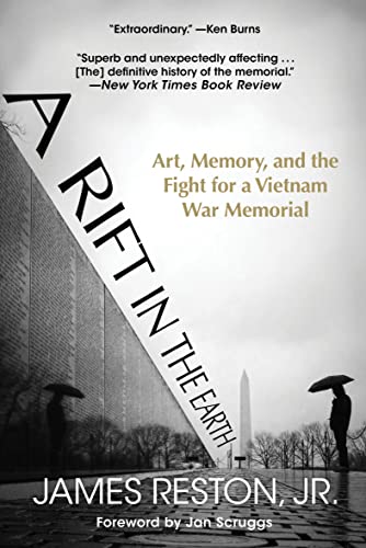 Amazon.com: A Rift in the Earth: Art, Memory, and the Fight for a ...