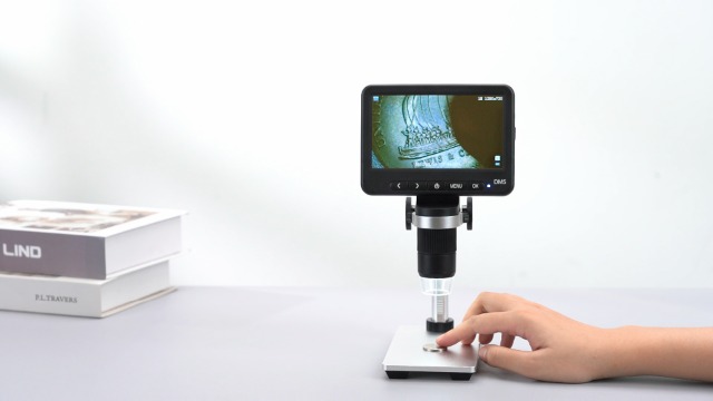 Watch How to use the Elikliv Microscope? on Amazon Live
