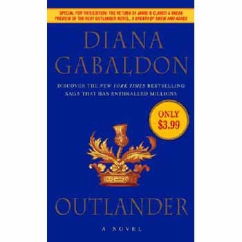 Outlander: Amazon.com: Books