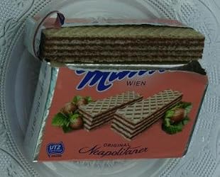 Manner Neapolitaner | vegane knusprige Waffeln mit Haselnusscreme ...