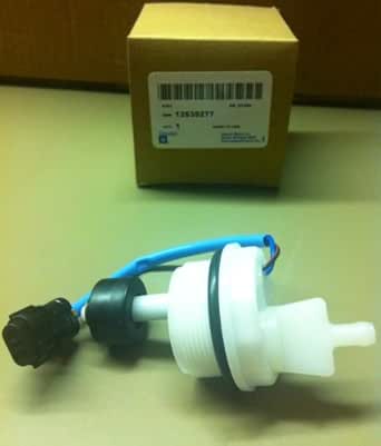 Amazon.com: 01-11 Chevy Silverado and GMC Sierra Duramax Water in Fuel ...