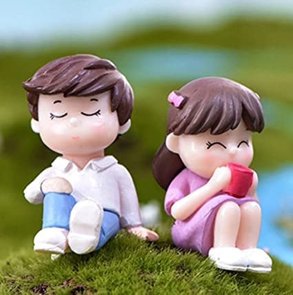 Eoast Miniature Model Couple Sweet Lovers Sitting Couple Figurine ...