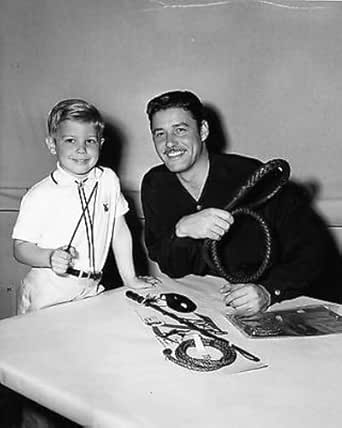 GUY WILLIAMS ZORRO 8X10 PHOTO #D7704 at Amazon's Entertainment ...