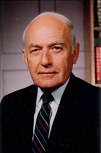 Amazon.com: E. Edward Siemens: books, biography, latest update