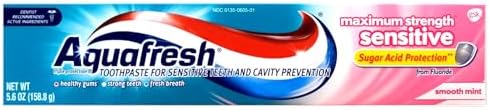 Amazon.com : Aquafresh Maximum Strength Sensitive + Gentle Whitening ...