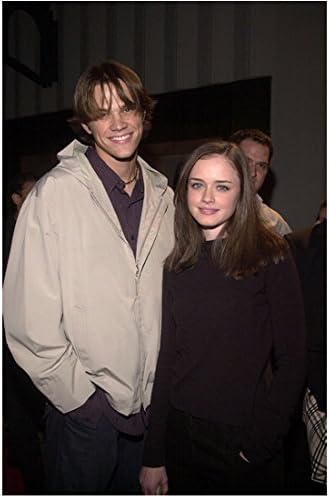 Jared Padalecki Bright White Smile Looking Gorgeous Hands in Pockets ...