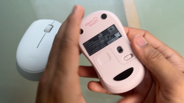 Watch M220 Vs M170 Logitech Wireless Mouse #thisorthat on Amazon Live
