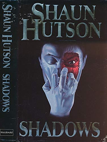Shadows: 9780356200262: Amazon.com: Books