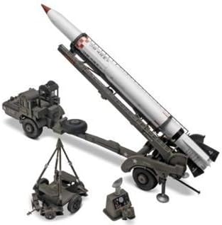 Amazon.com: Revell 1:40 Corporal Missile with Transporter : Arts ...