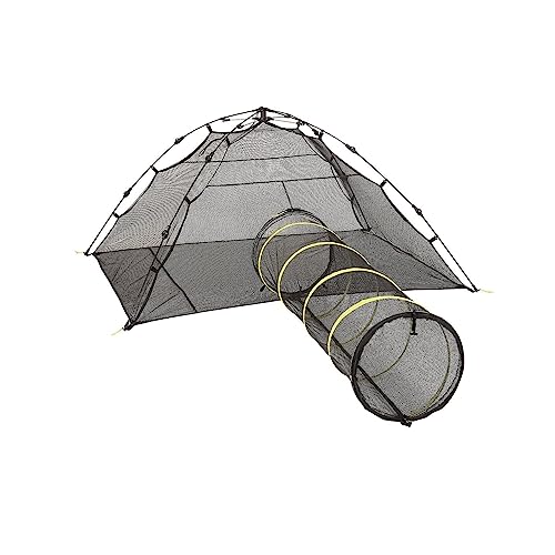 7 Outdoor Cat Containment Ideas That You Can Buy or Make