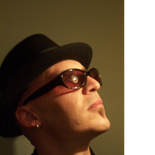 Amazon.com: Strawberry Alternative : Greg Tyler: Digital Music