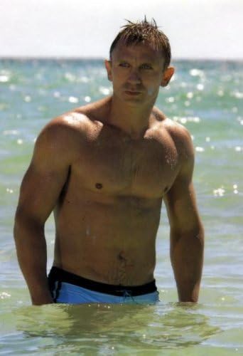 Amazon.com: Daniel Craig Poster #01 11x17 Master Print: Posters & Prints