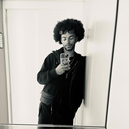 Play She Wanna by Jaymal beats on Amazon Music Unlimited