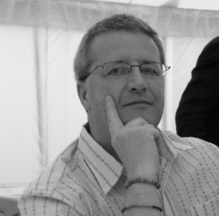 Amazon.co.uk: David Ruffle: books, biography, latest update