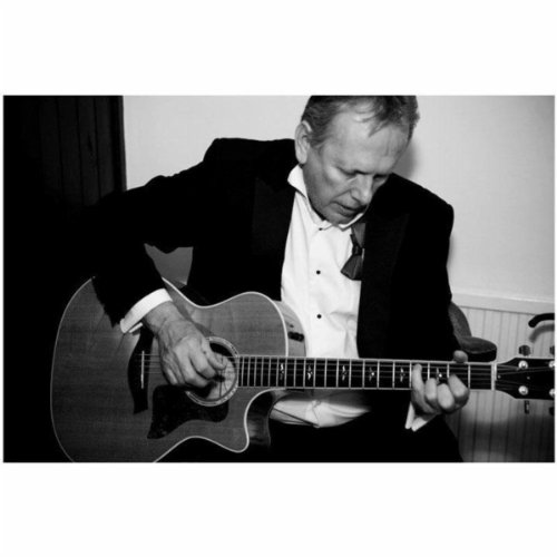 Play Noel Alexander by Noel Alexander on Amazon Music