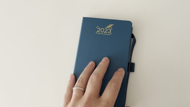 Watch Quick review of the bezend pocket planner on Amazon Live