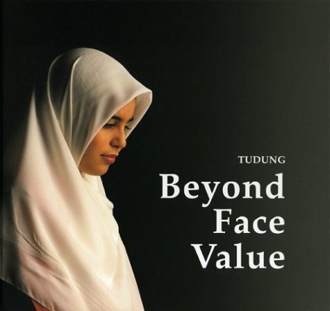 Tudung: Beyond Face Value | Amazon.com.br