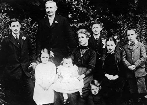 Amazon.com: Orphans on the Jellicoe Express eBook : Clyne, Bill: Kindle ...