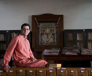 Amazon.com: Vikram Sampath: books, biography, latest update