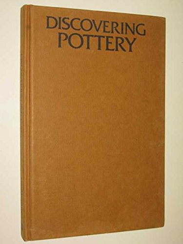 Discovering pottery: Memmott, Harry: 9780600071198: Amazon.com: Books