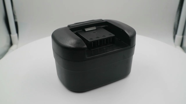 Watch 3000mAh SENCO 14.4V Battery on Amazon Live