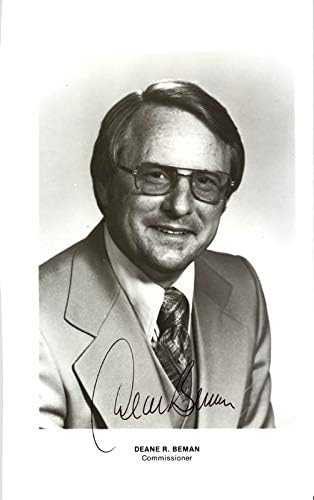 Deane R. Beman - Photograph Signed at Amazon's Entertainment ...